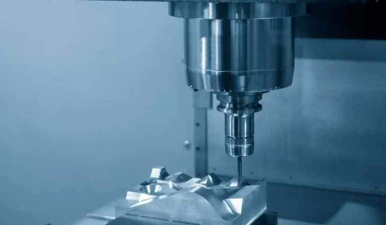Công nghệ điều khiển số bằng máy tính CNC là gì? Hoạt động và ứng dụng